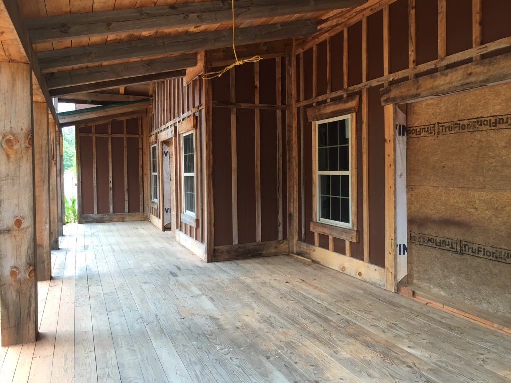Colonial-Outside-Front Porch – Pixolini – Apps